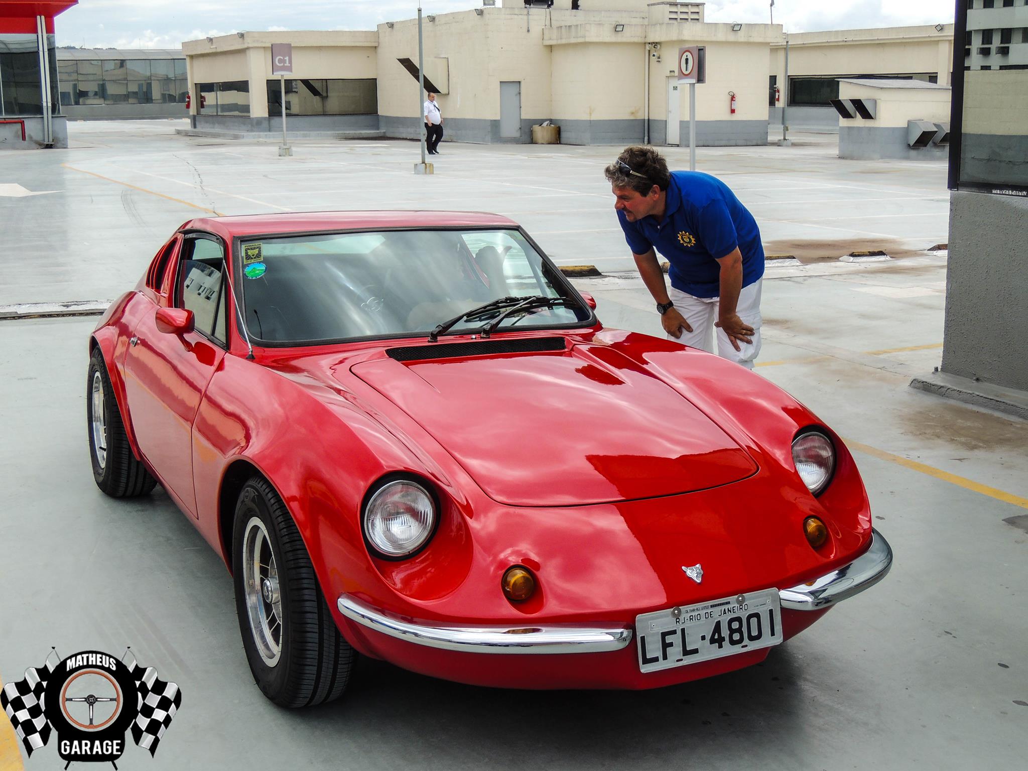 O carro do 007 e parte da história automobilística, domingo, no ...